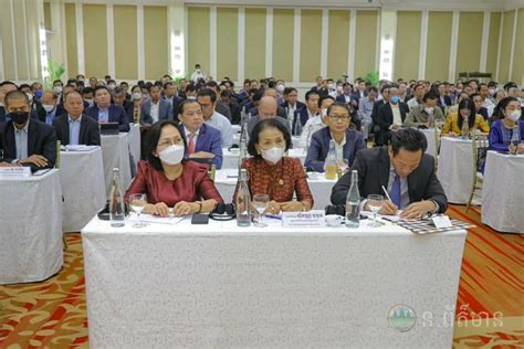 ឯកឧត្តម សាយ សំអាល់៖ «សៀវភៅ ស វិស័យបរិស្ថាន និងការអភិវឌ្ឍដោយចីរភាព