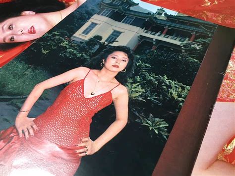 Yahoo オークション 新藤恵美 切り抜き 女優 グラビア P10ページ 昭