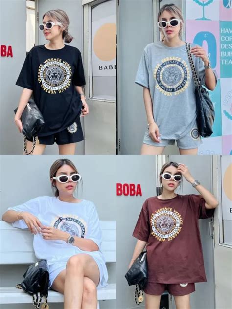 Set เสื้อยืดแขนสั้น ทรง Oversize สกรีน มาพร้อมกับกางเกงขาสั้นทรงปล่อย ชุดเซต ชุดเซ็ท Yunaka