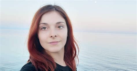 Effie Diazs Instagram Twitter And Facebook On Idcrawl