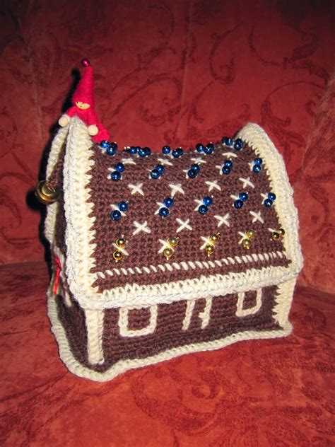 Mirkun Kudelmat Virkattu Piparkakku Talo