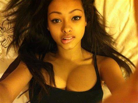 Laying Down Porn Pic Eporner
