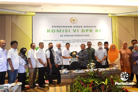 Perhutani Perhutani Terima Kunjungan Kerja DPR RI Tinjau Kinerja Pasca