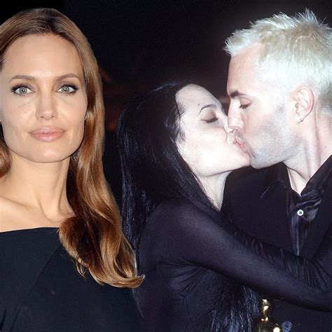 Step Cousins Kissing Images Telegraph