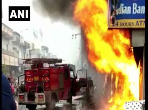 Fire Breaks Out In Ahmedabads Ctm Area The Siasat Daily Archive
