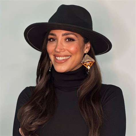 مرکز تخصصی ناخن نادیا برترین مرکز ناخن 🔥 10 تخفیف Vip