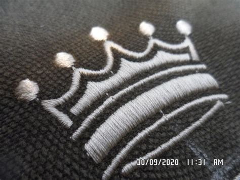 Gold Crown Embroidery Design 4 Sizes Instantly Download Etsy