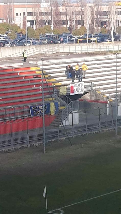 Salutate La Capolista Il Monza Sempre Più Solo In Vetta Nuova Brianza
