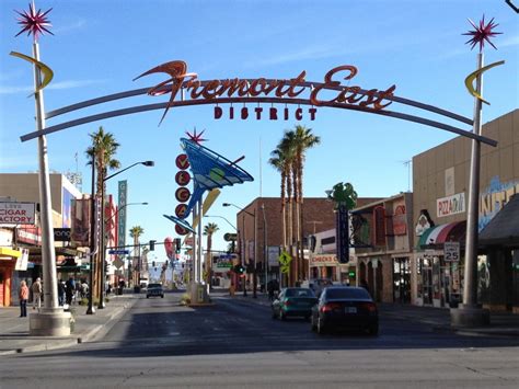 Las Vegass Coolest Architecture Las Vegas Driving Tour
