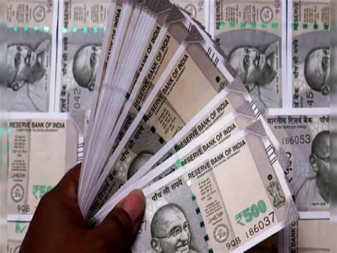 Vastu Tips Kept Silver Coin In Home Temple Then You Will Remain Rich
