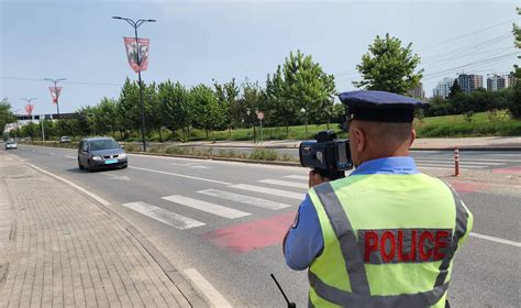 Për 24 Orë Policia Ka Shqiptuar Mbi 2 Mijë Gjoba Në Trafik