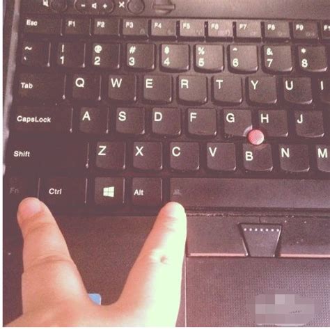 联想thinkpad的摄像头的灯肿么关闭 Zol问答
