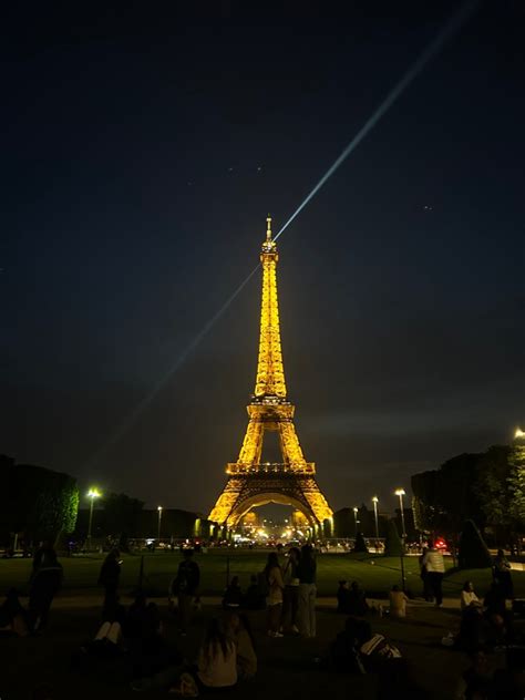 유럽9파리20230521 몽마르뜨 쁘랭탕 라파예트 에펠탑 피크닉 노보텔 파리 상트르 투르 에펠 네이버 블로그