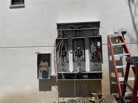 320 amp service with 200 amp Generac transfer switch : r/electricians