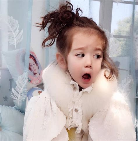 马天宇的大儿子又一次被妈妈打扮成了小女生这样真的好吗
