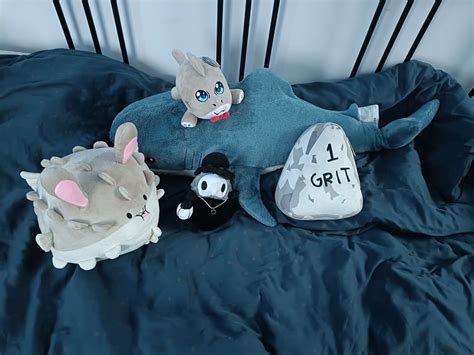My Small Collection R Plushies