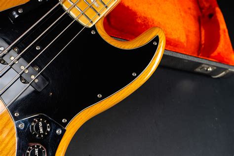 1979 Fender Jazz Bass Natural Guitarpoint