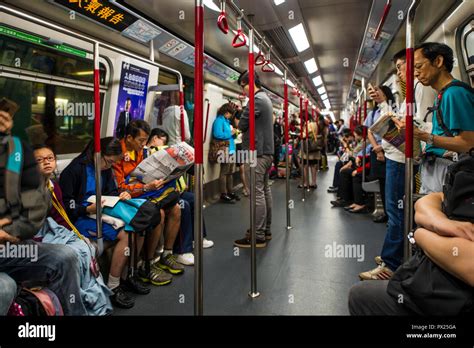 Hong Kongs Public Transit System Mass Transit Railway Mtr Kowloon