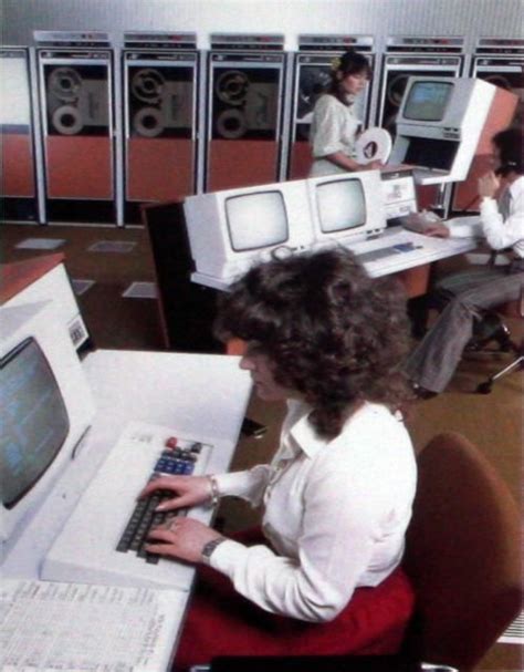 The Icl 2966 Series 39 Mainframe