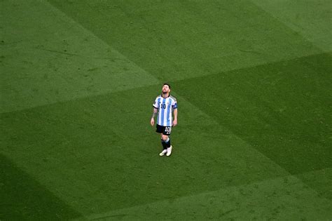 2022卡塔尔世界杯 小组赛第1轮 阿根廷（1 2）沙特阿拉伯 梅西点射 梅西中文网