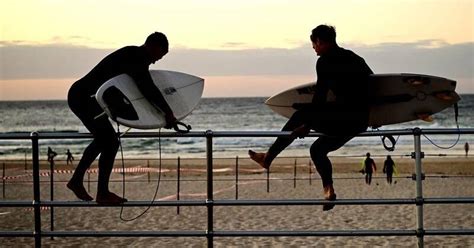 Bondi Waters Busy As Iconic Beach Reopens Southern Highland News Bowral Nsw