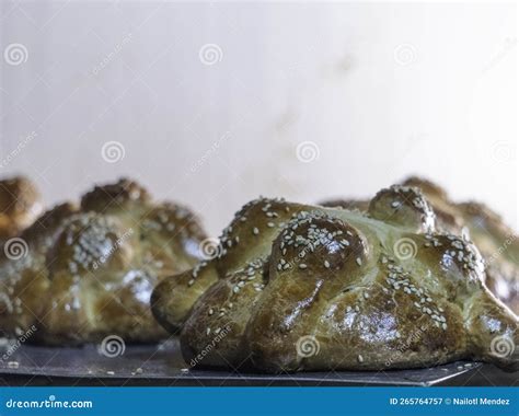 Pan De Muerto Mexican Sweet Bread In Day Of The Dead Stock Image
