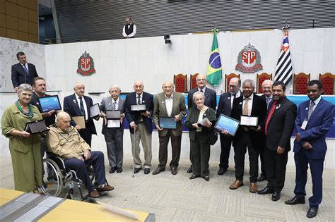 Em sessão solene Alesp celebra anos do Corecon e Dia do Economista
