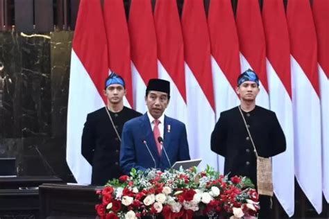 Tabel Kenaikan Gaji Pensiunan PNS Golongan I Hingga IV Jokowi Umumkan Naik Persen Segini