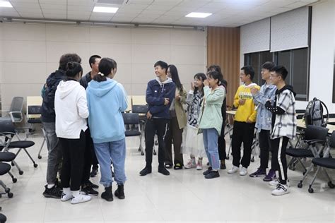 食品学院举行2020级新生心理委员破冰团辅活动 心理健康教育中心