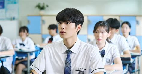 고현정 아들 엄마와 똑 닮았네…후천적 청각장애로 소리 안 들려 나미브