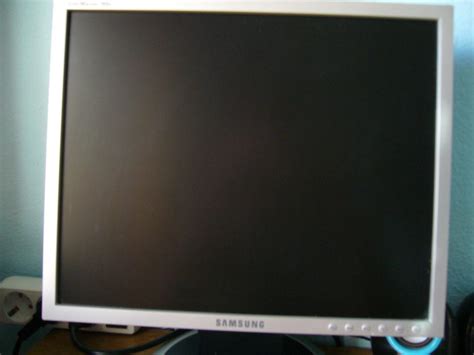 Samsung Syncmaster 740 N