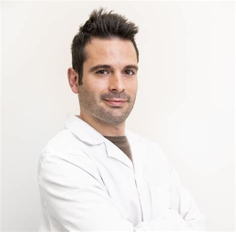 Al Baby Medical Giò il dr Alberto Castelnuovo ortopedico e