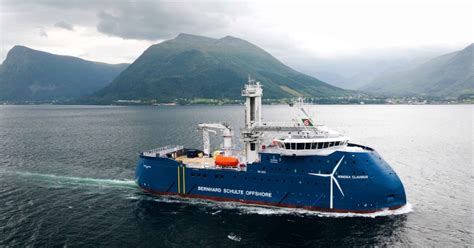 Bernhard Schulte Offshore Bygg Nr 320 And 321 Ved Ulstein Verft Ulstein Sx222 Windea Curie
