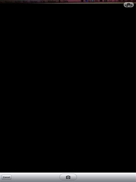 Ios Uiimagepickercontroller Photo Preview Is Obscured By An Unknown