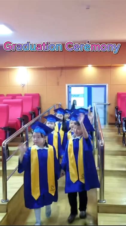 Оюунлаг сургууль Оюунлаг сургууль Oyunlag School