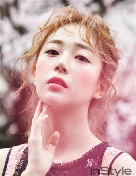 Baek Jin Hee Berita Foto Video Lirik Lagu Profil And Bio Halaman