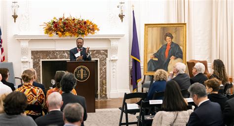 Nyu Law Honors Judge Judith Kaye 62 With A Portrait Unveiling Nyu