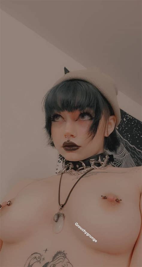 Leaking My Own Nudes For Clout I Hope You Guys Don T Mind Pierced