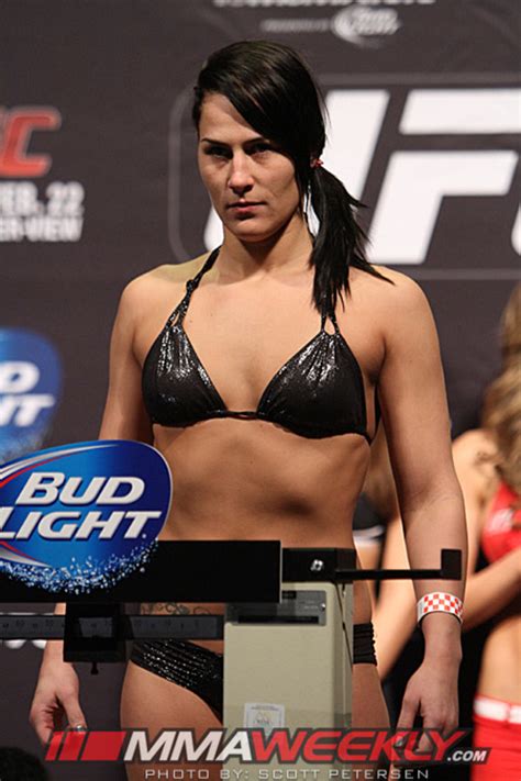 Jessica Eye Gets Hometown Fight At Ufc 203 In Cleveland