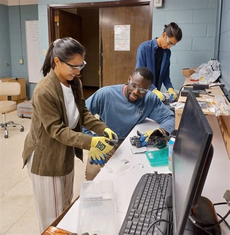 Distributed Fiber Optic Sensing Laboratory Department Of Geophysics