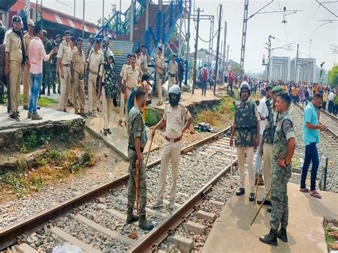 Agnipath Protests Internet Suspended In Several Districts Of Bihar