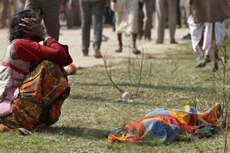 Tragedy In Datia Stampede Near Temple Kills 115