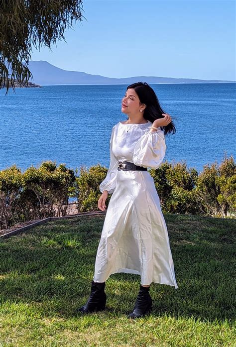 এতো লোভনীয় চকলেট কেক থেকে লাগে ভ সামলানো যায় না তাই না 😆 এই কেক এ যে চকলেট ক্রিম টা ব্যবহার