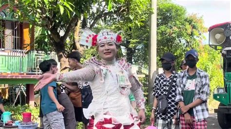 ဘီလူးကျွန်း ချောင်းဆုံမြို့နယ် မုရစ်ကြီးကျေးရွာ သီတင်းကျွတ်လပြည့်နေ့ စုပေါင်းပဒေသာပင်လှည့်ပွဲ