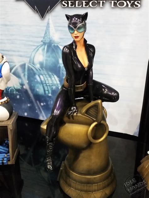 Idle Hands Diamond Selects Dc Comics And Tv Pvc Statues