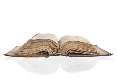 Libro Biblia Abierto En Manos De Un Hombre Sentado En Una Mesa De