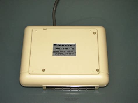 Commodore 64 1530 Datassette Datasette D2n Tape Drive Early Version