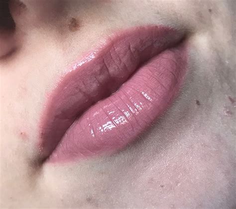 Nyx Lip Lingerie Gloss Honeymoon 3
