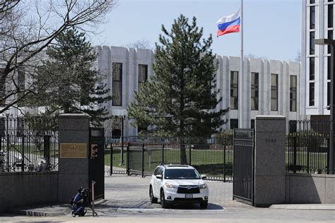 Russia Closes Consulate In Seattle Asks For Tips On Which Us