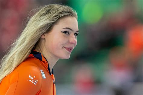 Jutta Leerdam Als Boegbeeld Van Jumbo Visma ‘ze Is Een Filmster Onder De Schaatsers Foto Ednl